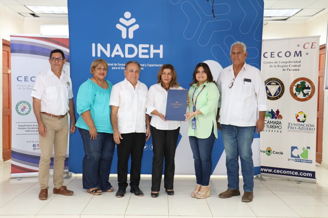 Inadeh cierra aniversario #17 con diversas actividades en el Centro de ...