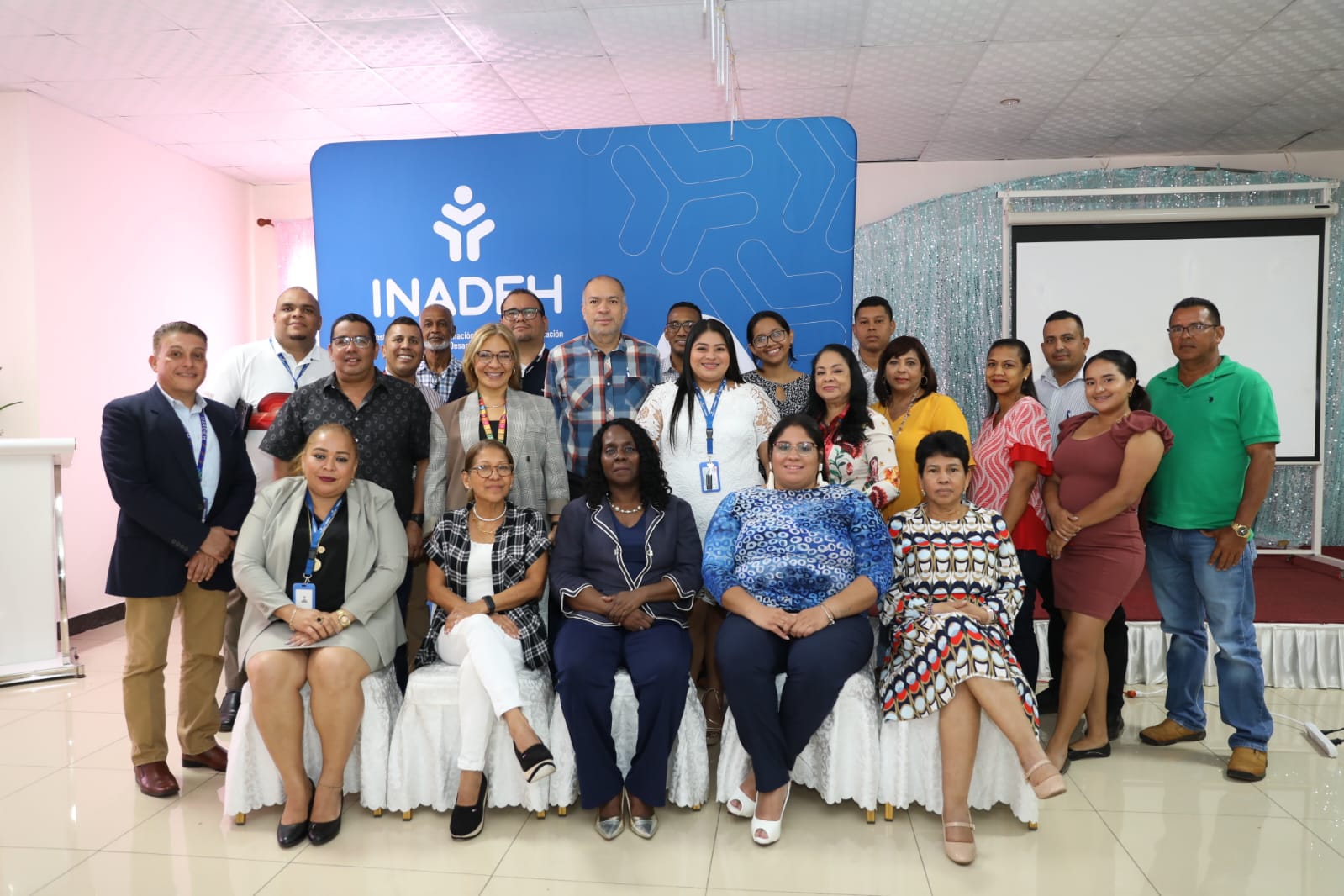 Inadeh se reúne con sectores productivos de Panamá Oeste para conocer ...