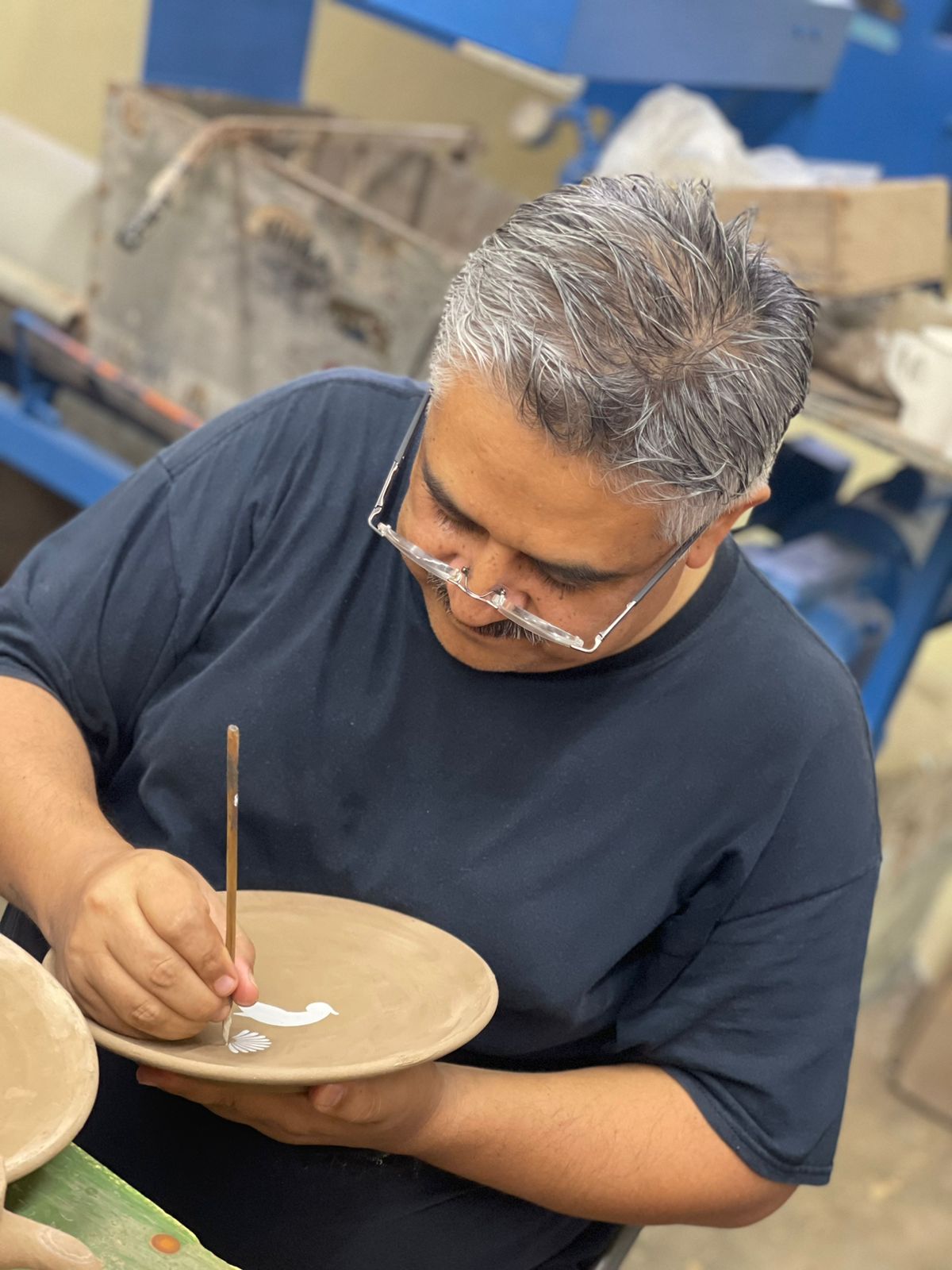 Artesanos aprovechan al máximo taller con el maestro mexicano Fernando ...