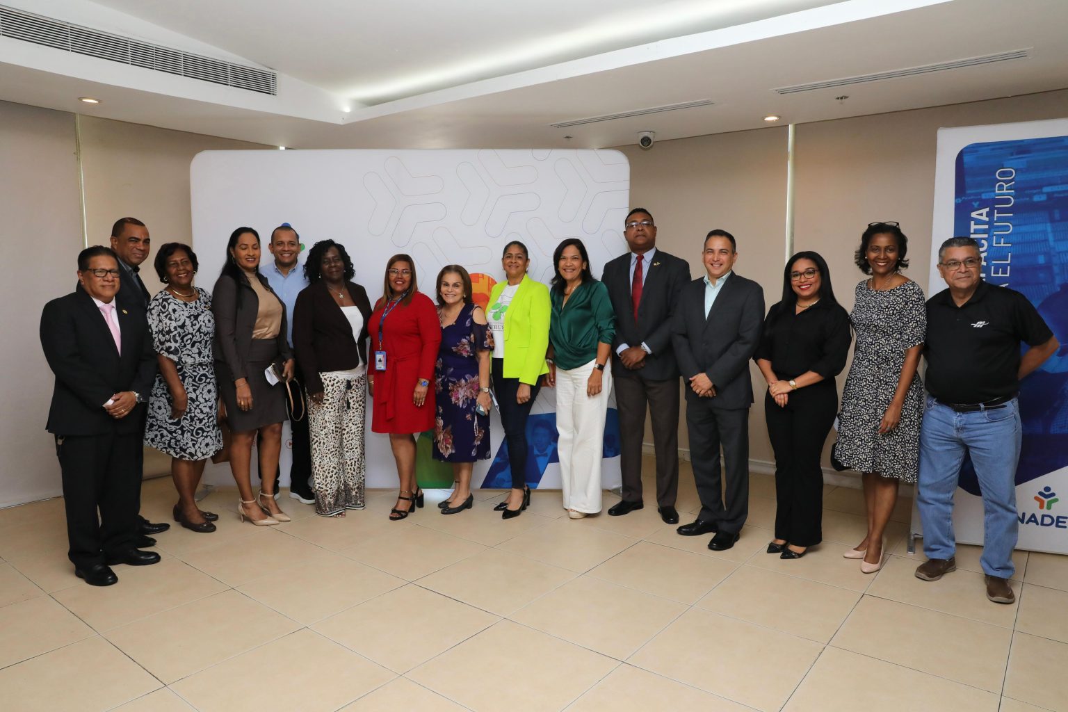 Colón se prepara para iniciar el Programa de Formación Dual en Auxiliar ...