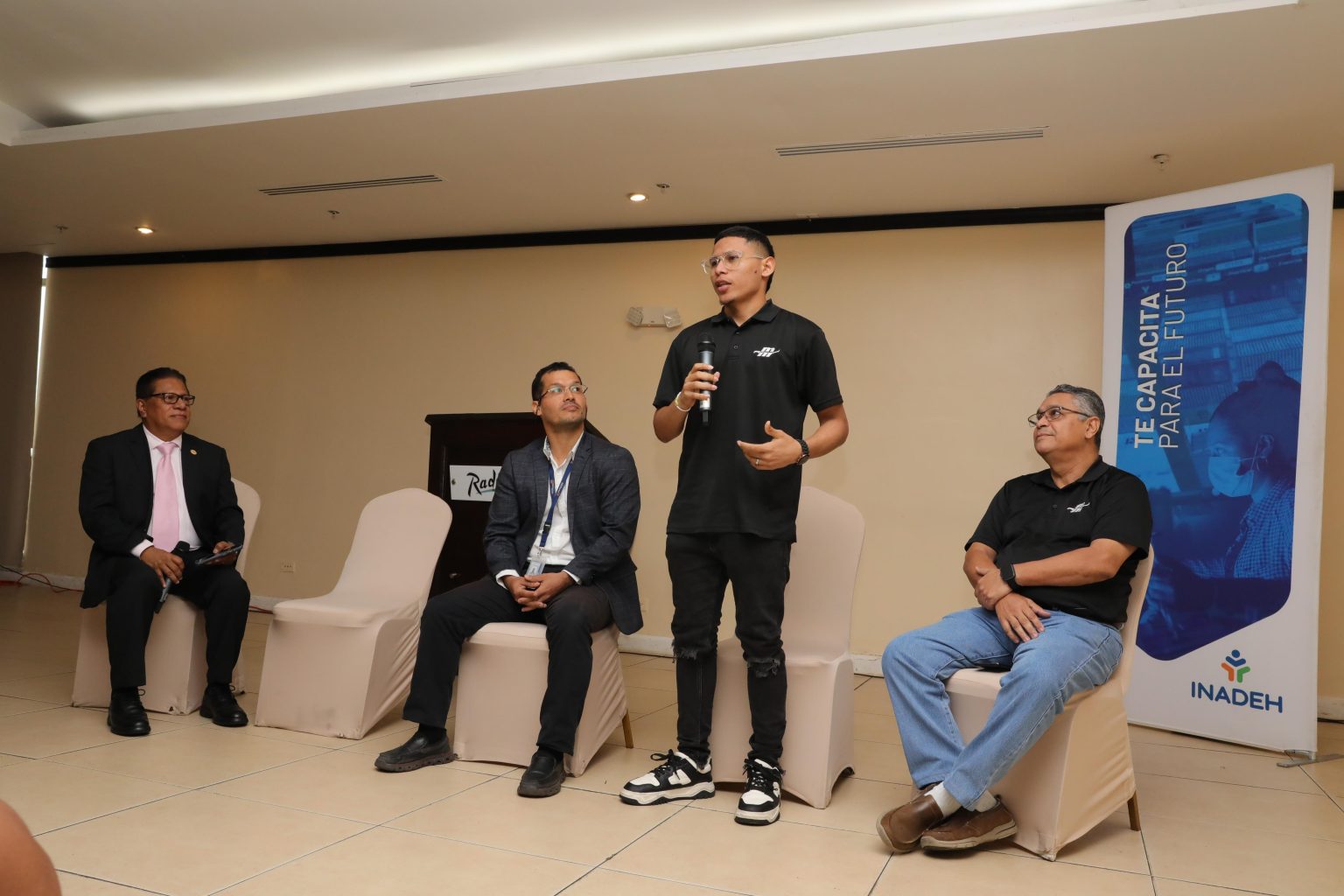 Colón se prepara para iniciar el Programa de Formación Dual en Auxiliar ...